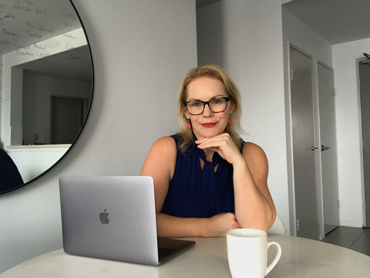 Unleashing Your Inner Leader - Julie Mathers - Salena Knight